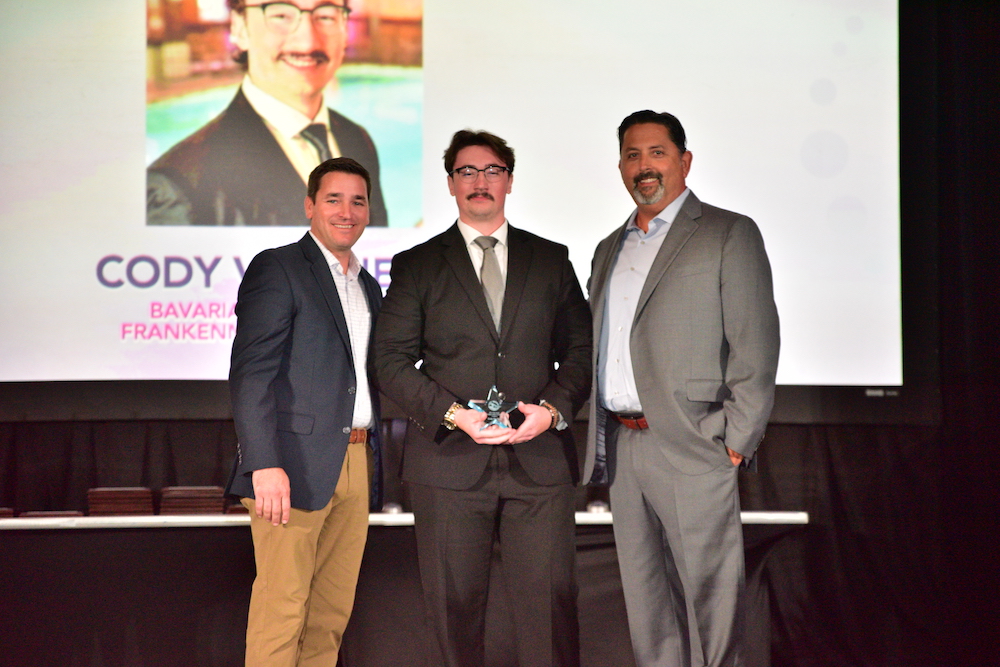 Chris Stuart Emerging Leaders Scholarship | World Waterpark Association